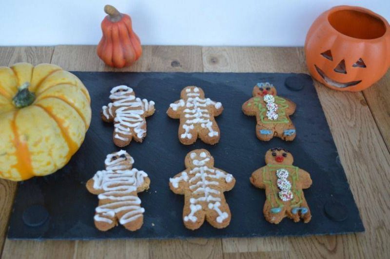 Gingerbread Mummies, Skeletons and Clowns